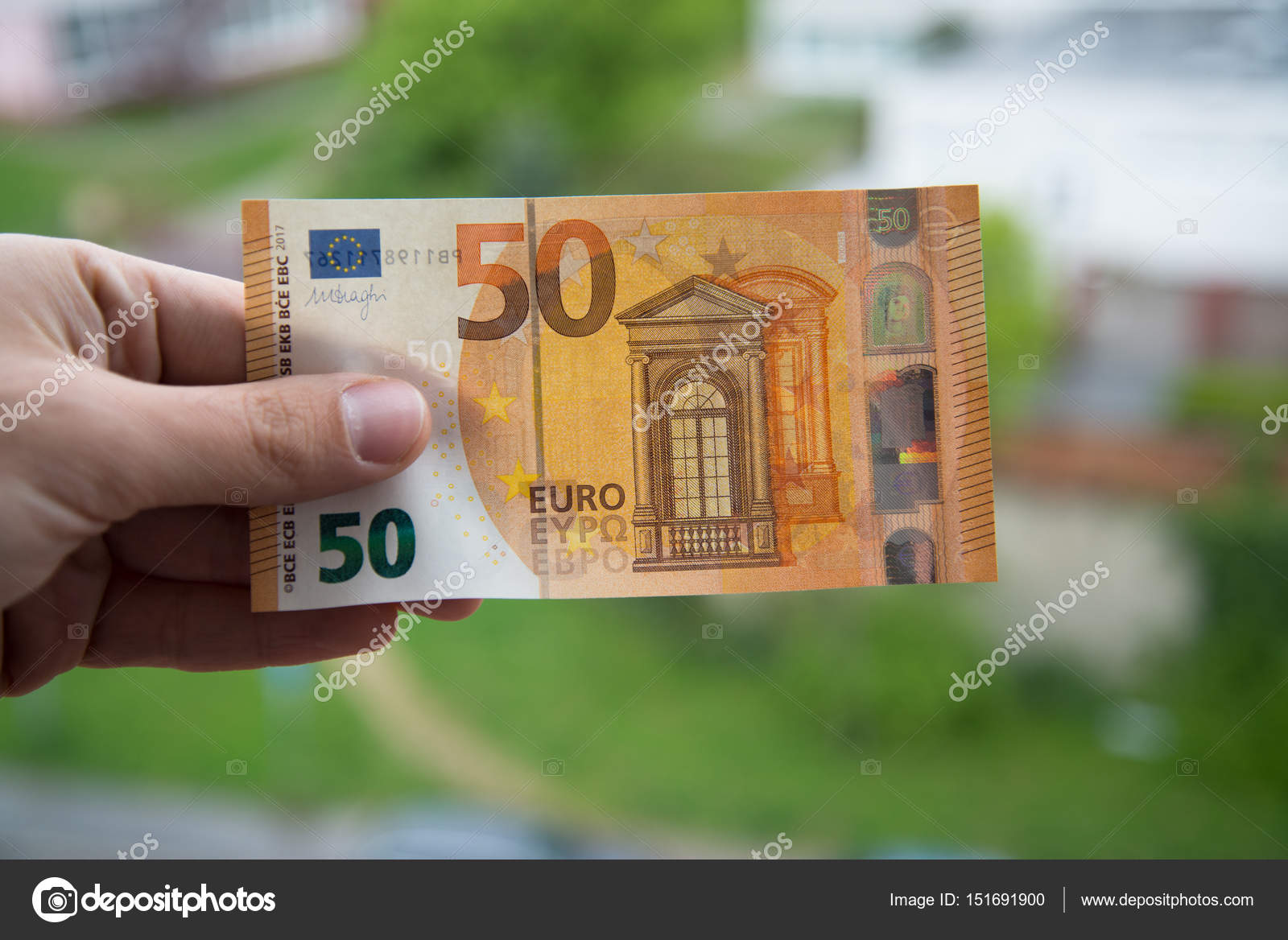 New 50 euro banknote Stock Photo by ©Pe3check 151691900
