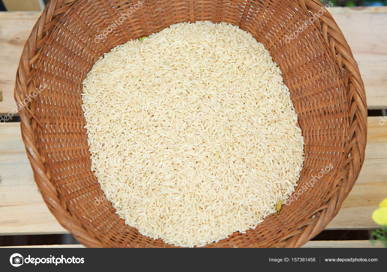 White rice in bamboo weave basket — Stock Photo © civic_dm@hotmail.com ...