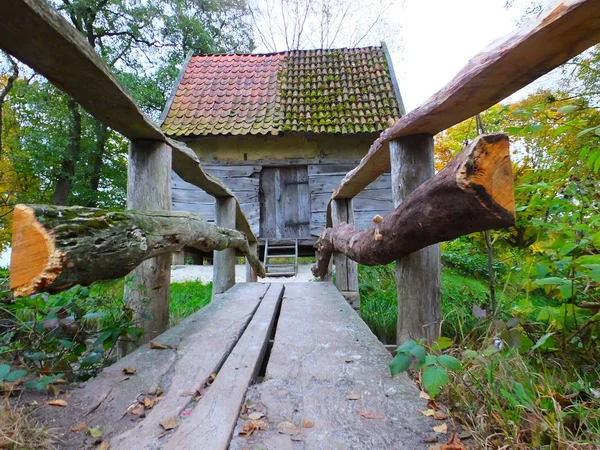 Broken tree house Stock Photos, Royalty Free Broken tree house Images ...