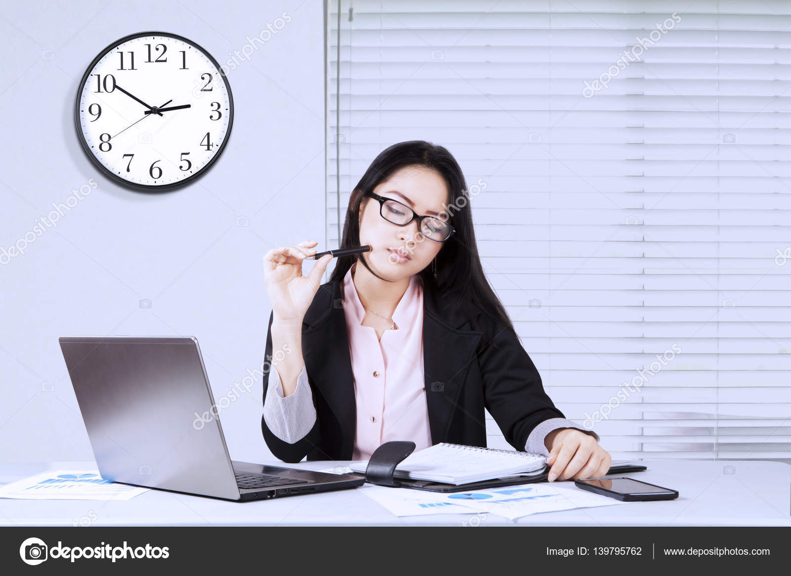 Thoughtful entrepreneur finding idea Stock Photo by ©realinemedia 139795762 Thoughtful entrepreneur finding idea Stock Photo by ©realinemedia 139795762
