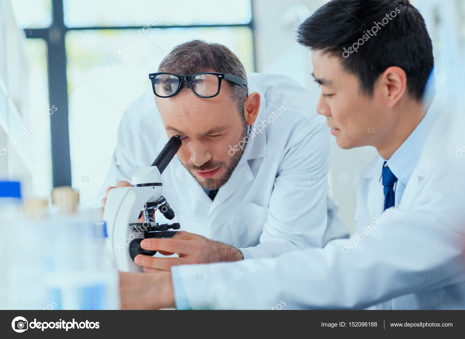 Scientists working in lab — Stock Photo © AlexNazaruk #152096188