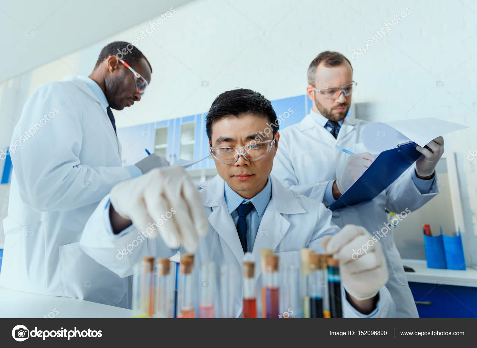 Scientists working in lab Stock Photo by ©AlexNazaruk 152096890 Scientists working in lab Stock Photo by ©AlexNazaruk 152096890