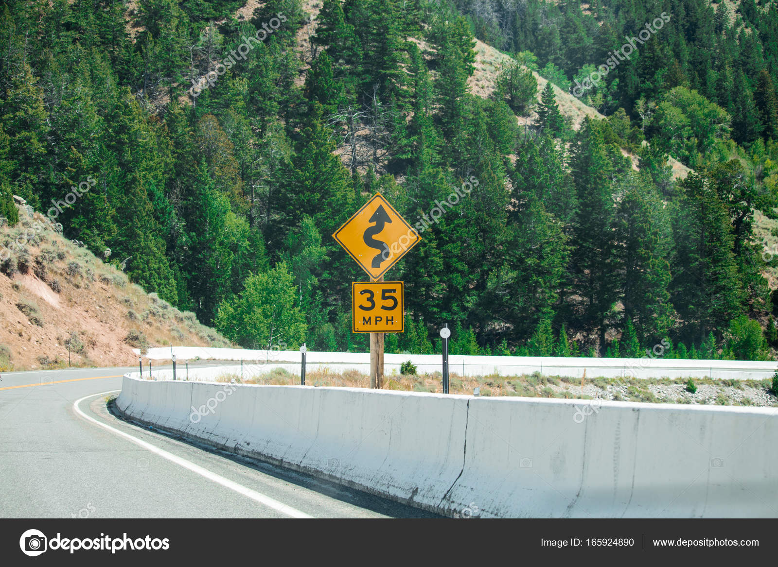 Speed Limit 35 Road Sign