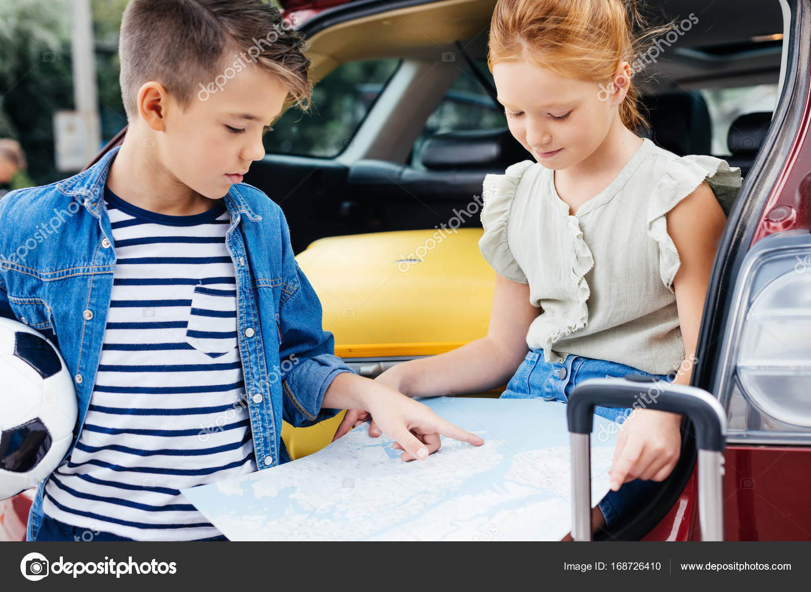 Kids with map — Stock Photo © alebloshka #168726410
