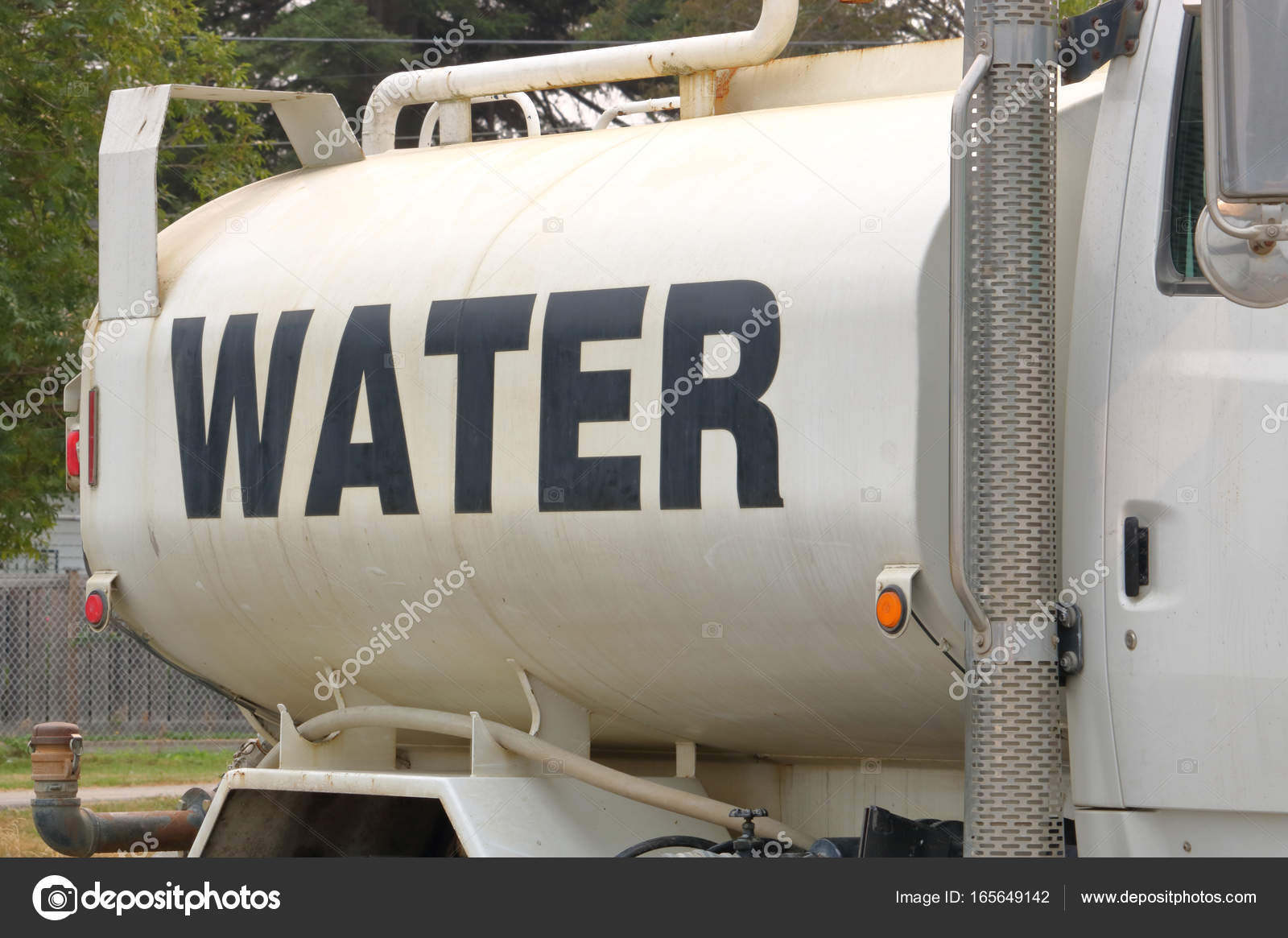 Industrial Mobile Water Tank Stock Photo by ©modfos 165649142