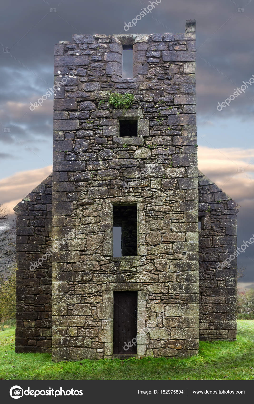 Castle Semple Ancient Church Scotland. – Stock Editorial Photo ...