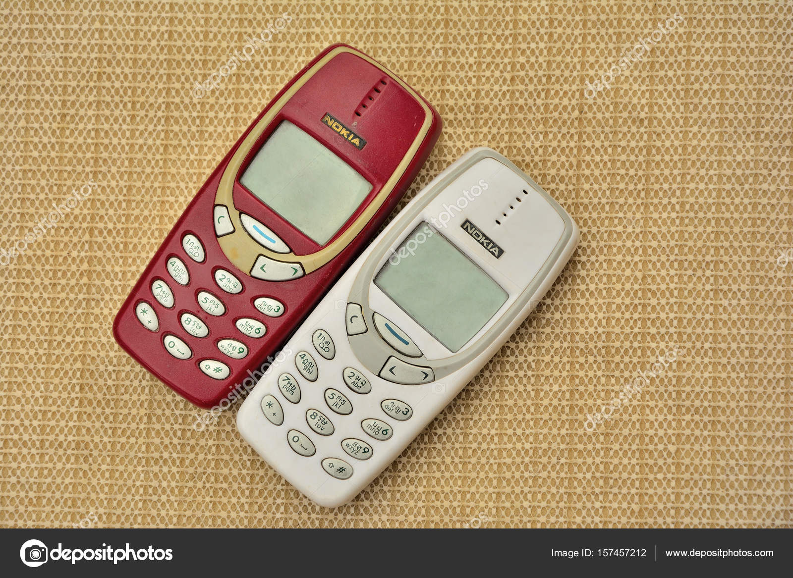 Vintage Cellphone Nokia 3310 On Wooden Table Stock Editorial Photo