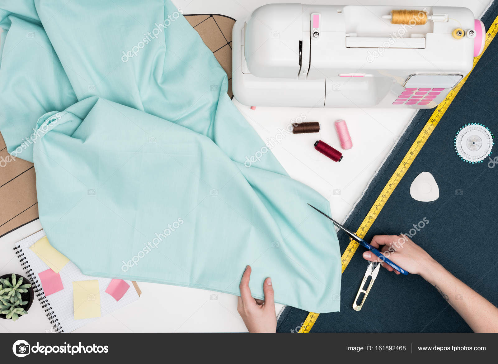 Tailor cutting textile with scissors — Stock Photo © AllaSerebrina ...