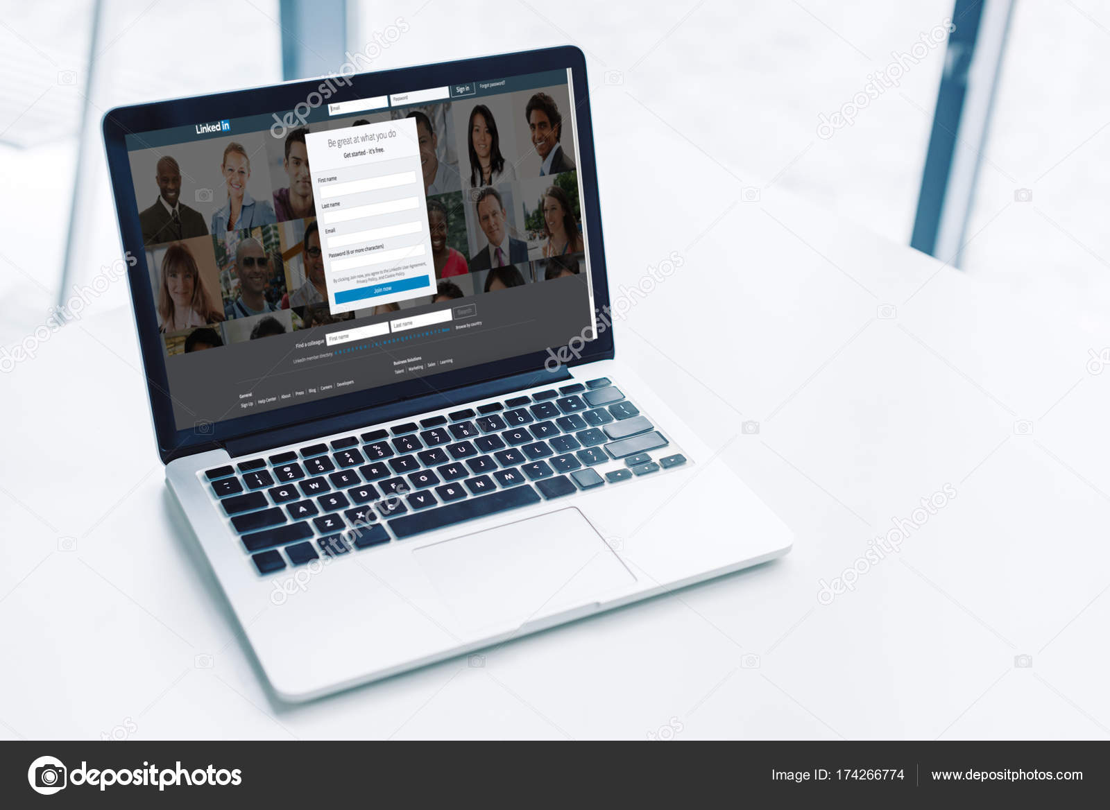 Laptop with linkedin website – Stock Editorial Photo © AllaSerebrina ...