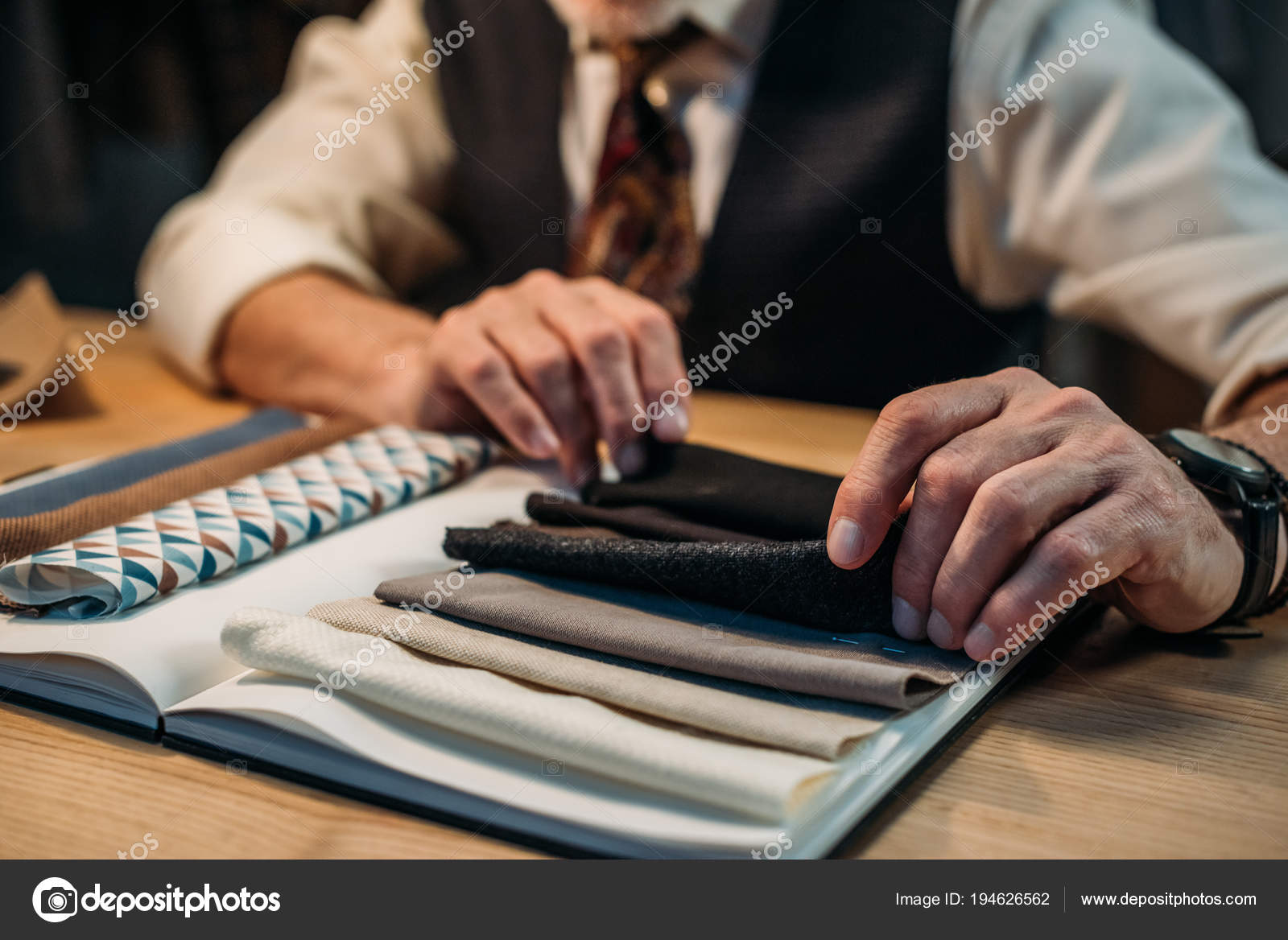 Cropped Shot Tailor Working Cloth Samples Sewing Workshop Late Evening ...