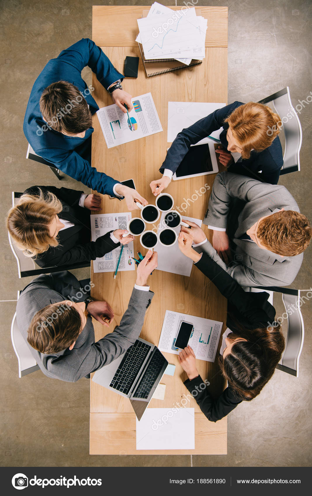 Coffee break — Stock Photo © EdZbarzhyvetsky #188561890