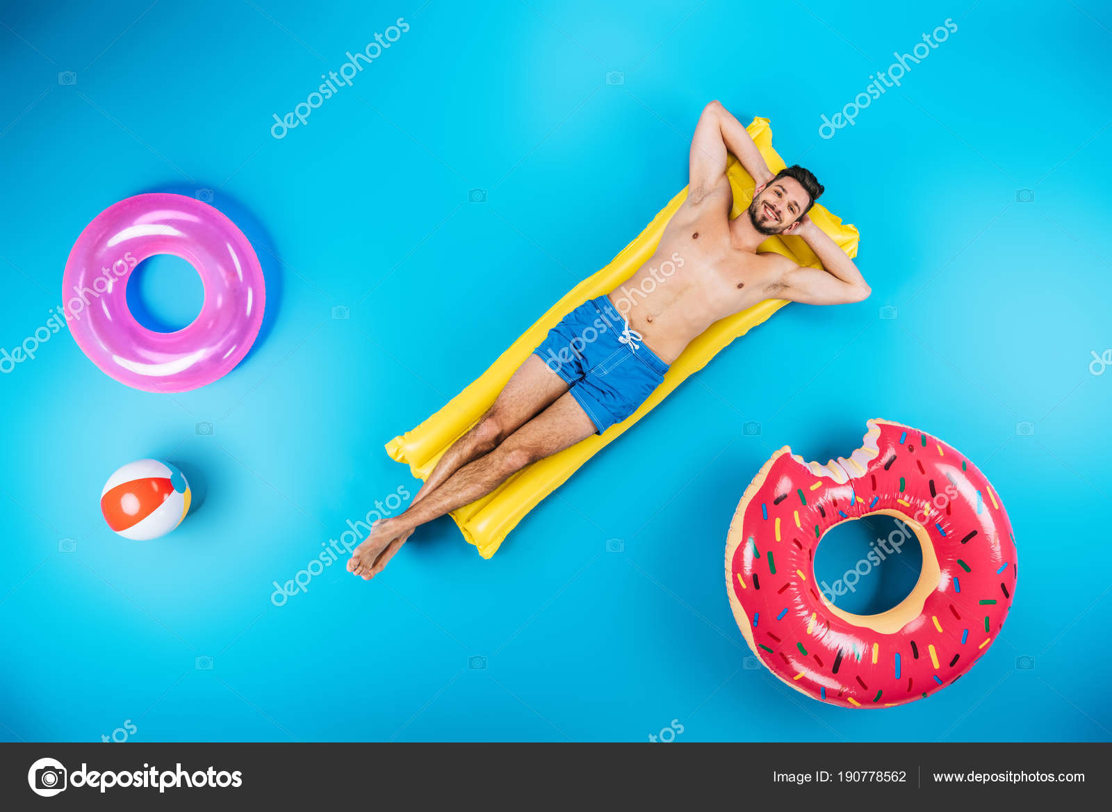 Summer relax — Stock Photo © EdZbarzhyvetsky #190778562