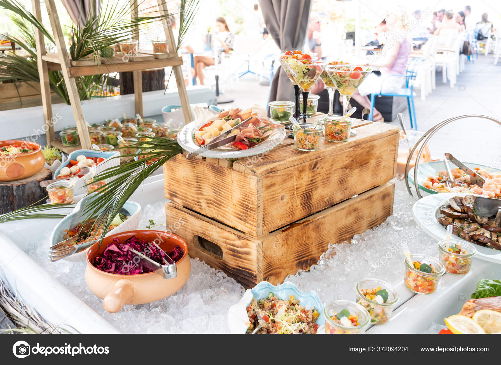 Wedding Buffet Table Design