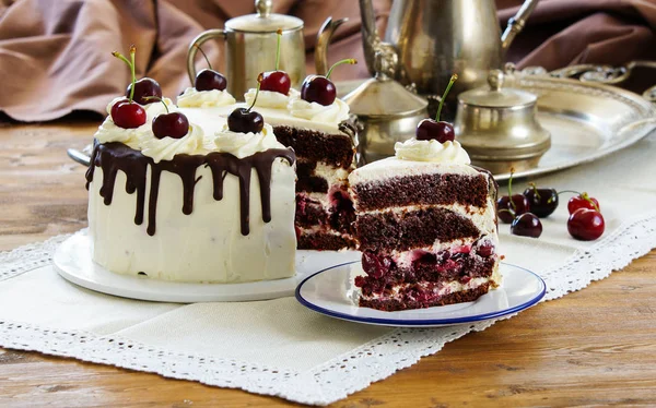 Black Forest Cake Schwarzwalder Kirschtorte Schwarzwald Pie Dark ...