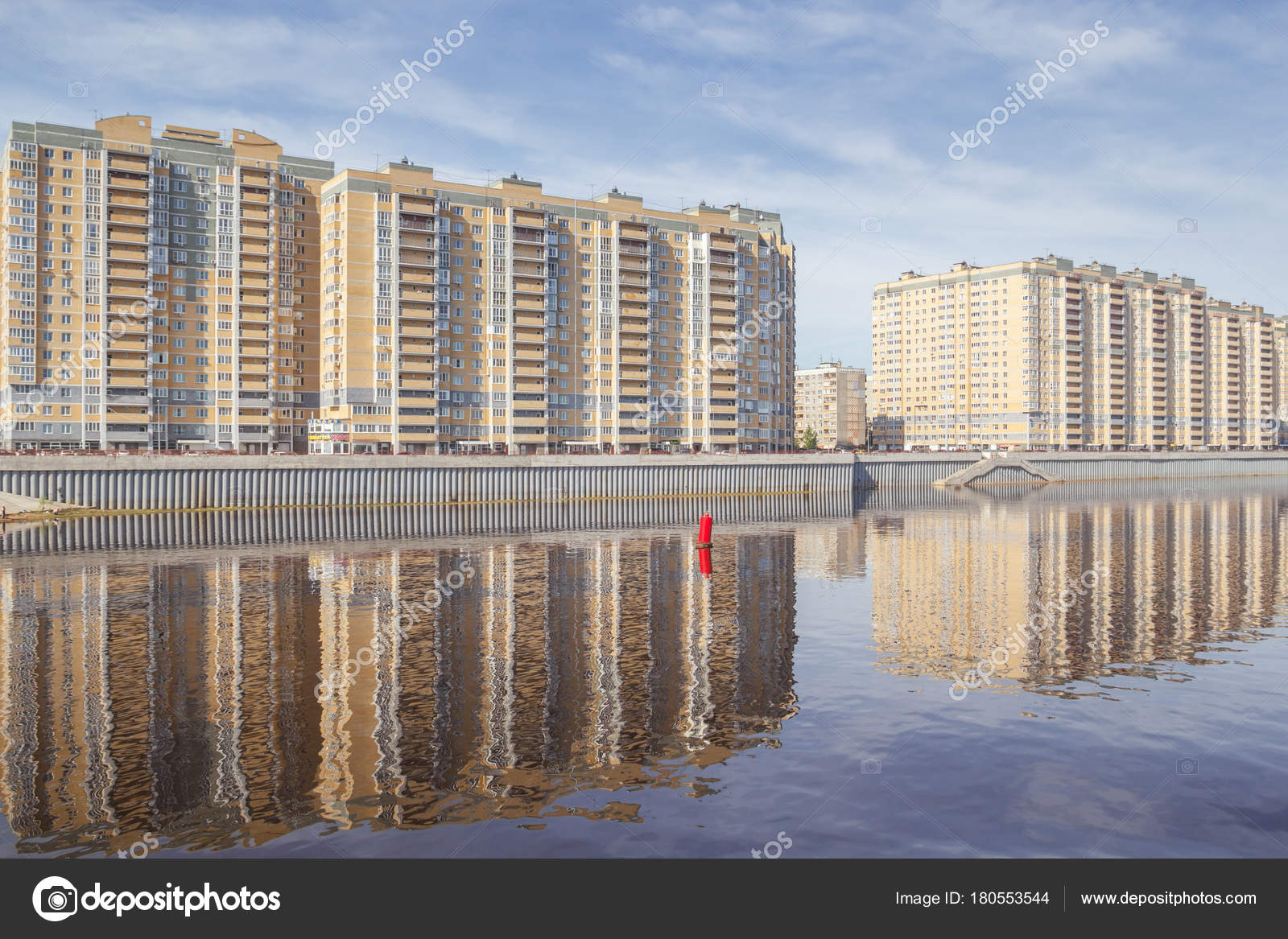 High-rise buildings on the river bank — Stock Photo © TischenkoPhoto ...