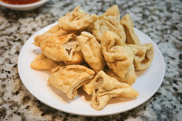 Peixe wonton Stock Photos, Royalty Free Peixe wonton Images | Depositphotos