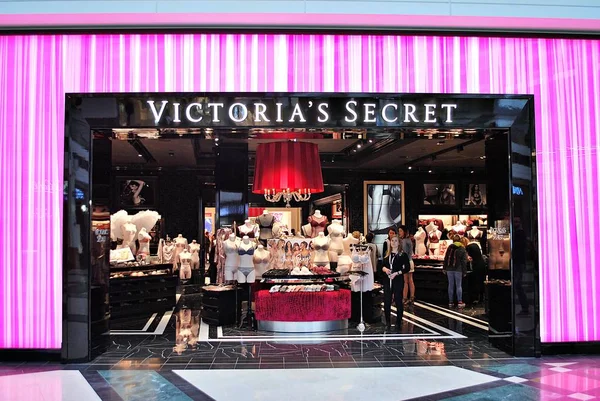 Victoria secret store Stock Photos, Royalty Free Victoria secret store ...