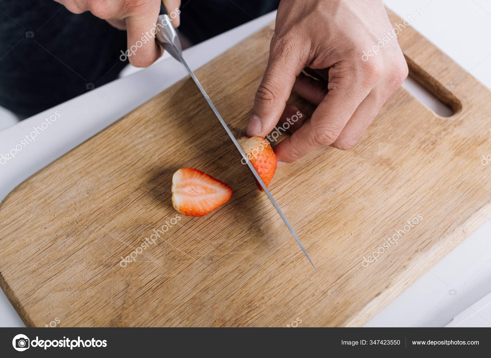 Cropped View Man Cutting Red Organic Strawberry Chopping Board — Stock ...