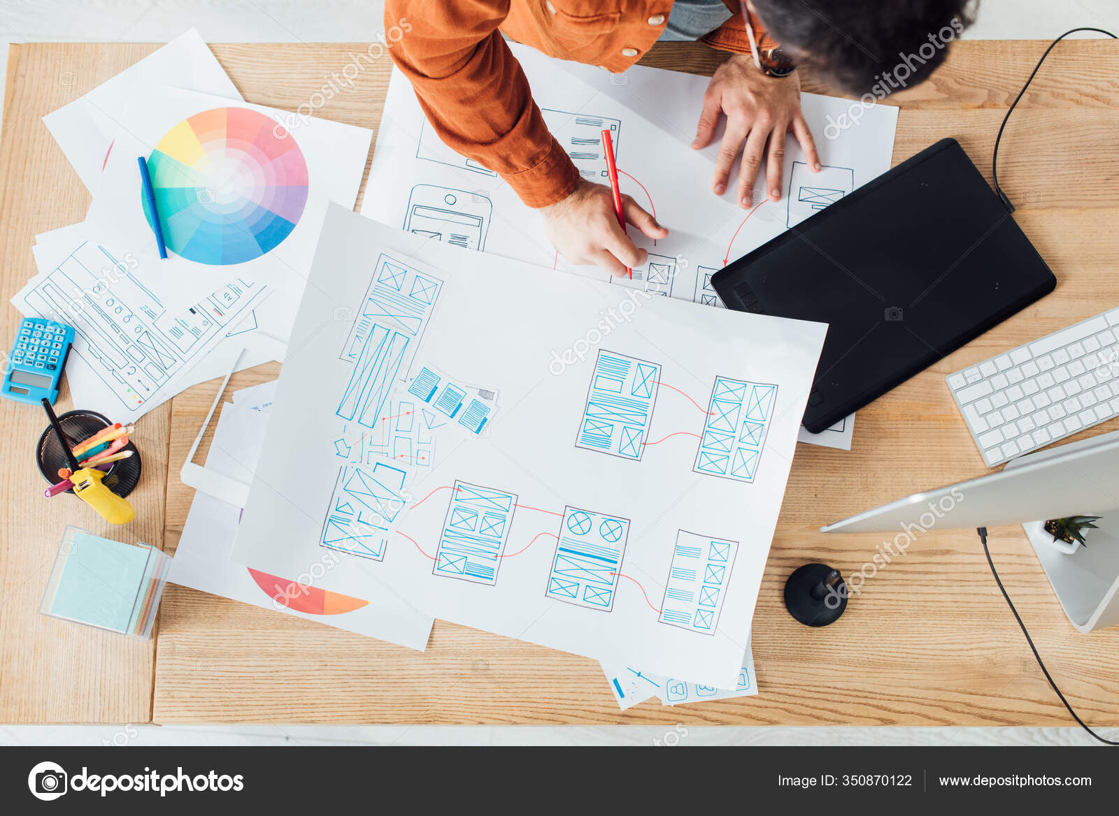 Top View Developer Working Website Template Design Color Circle Table ...