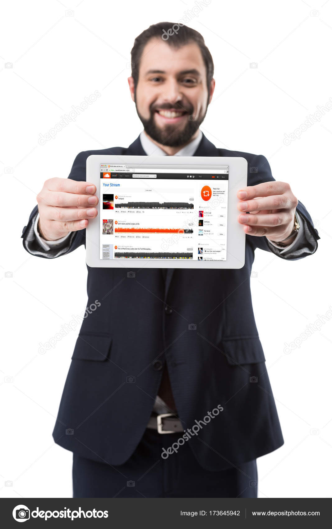 Tablet with facebook website – Stock Editorial Photo © VitalikRadko ...