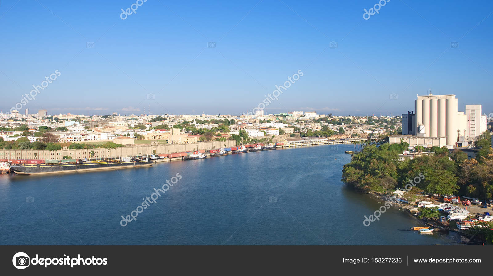 Costa de Santo Domingo, costa y línea de alta mar - República ...