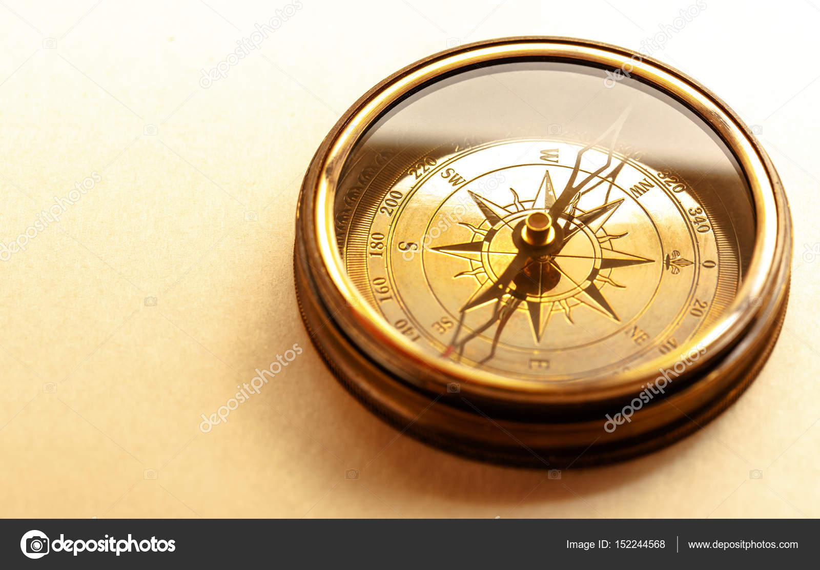 Vintage brown compass — Stock Photo © Garsya #152244568