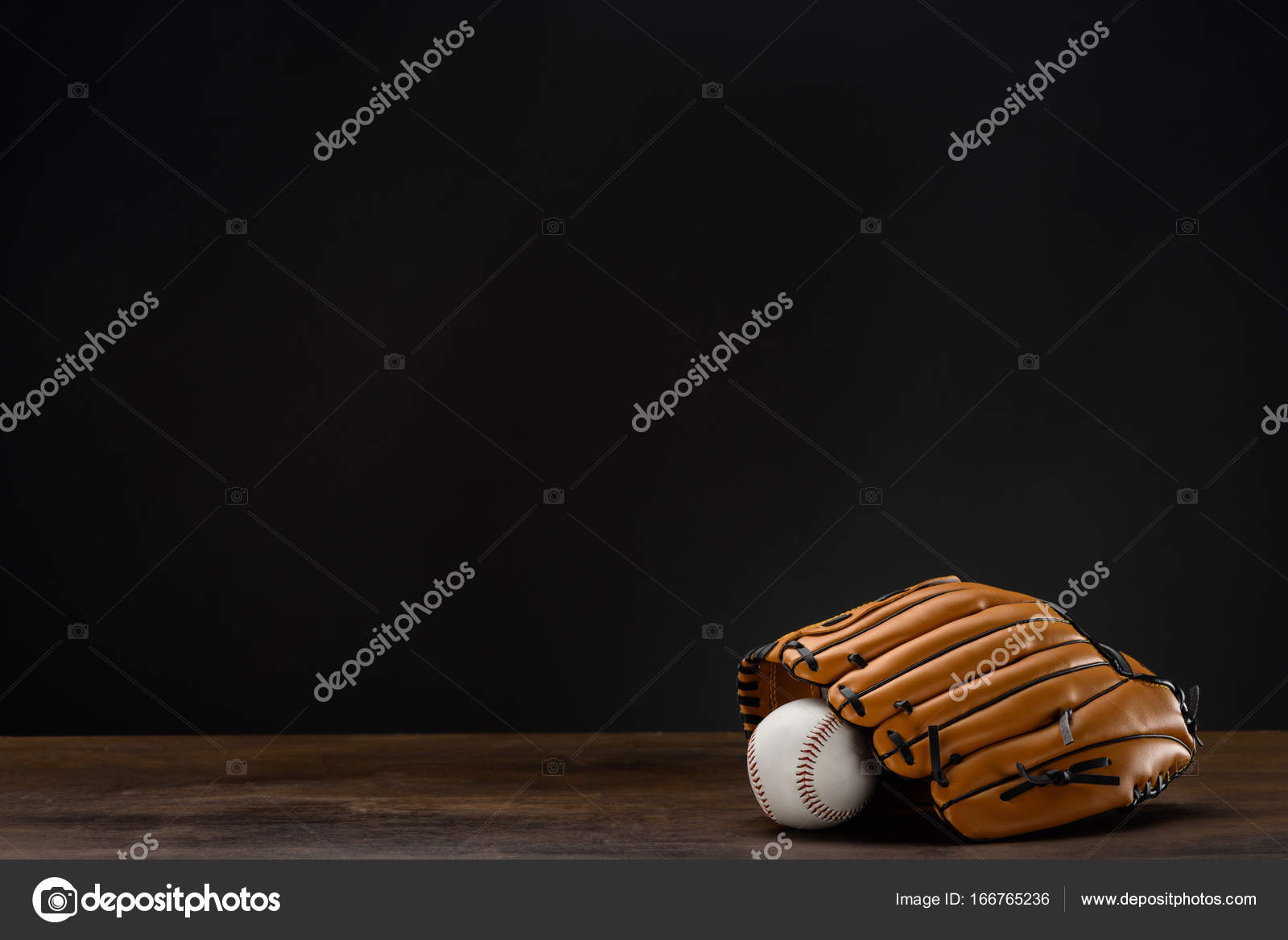 Baseball mitt and ball Stock Photo by ©VadimVasenin 166765236