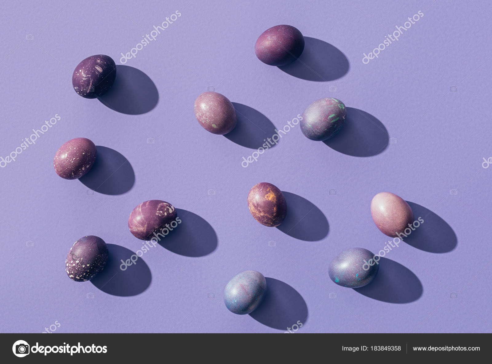 Purple Background Purple Painted Eggs Easter — Stock Photo ...