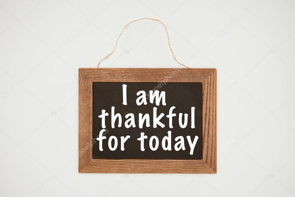 estoy agradecido hoy letras en pizarra con marco de madera e hilo ...
