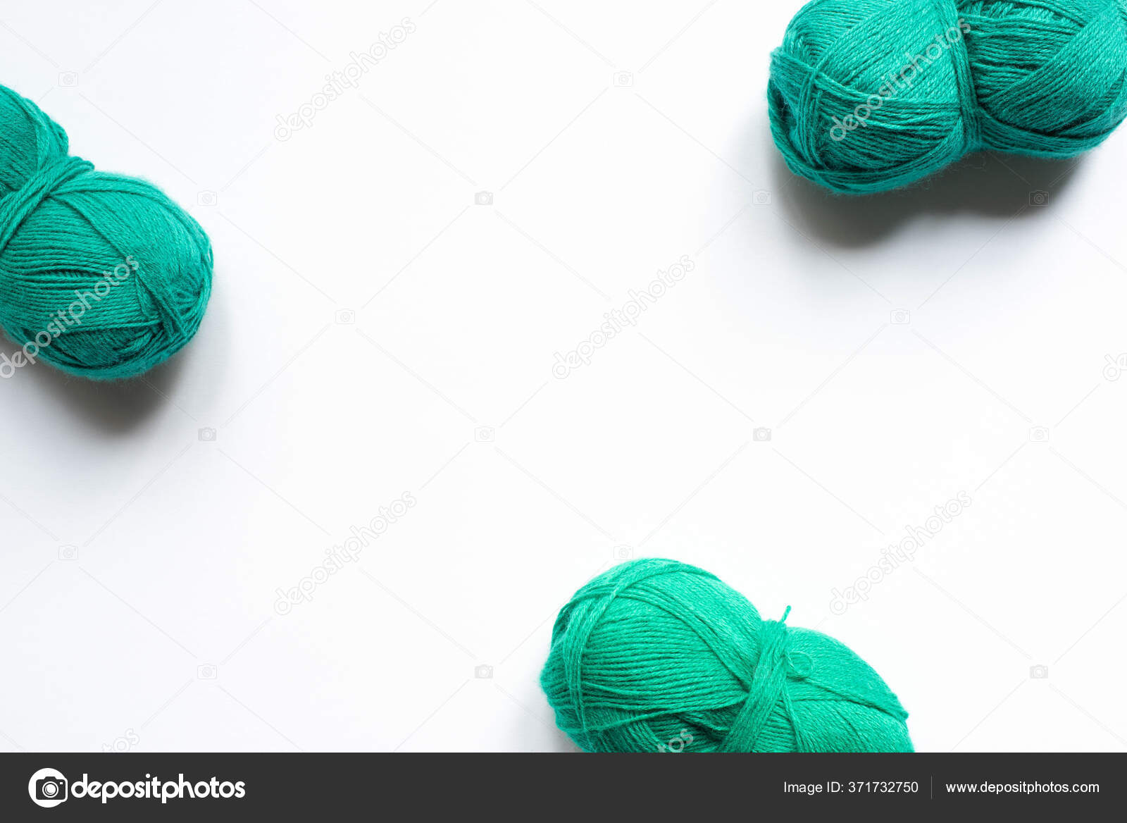 Top View Green Wool Yarn White Background Stock Photo by ©VadimVasenin ...