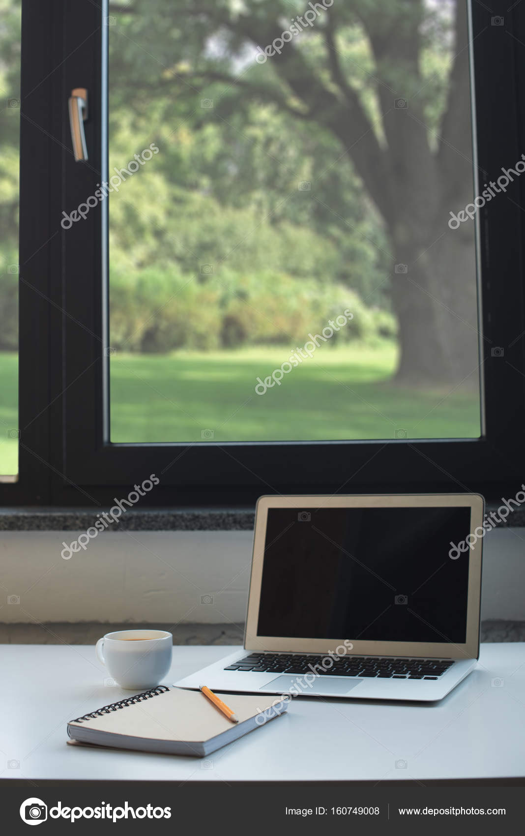 Desk at home office — Stock Photo © AntonMatyukha #160749008