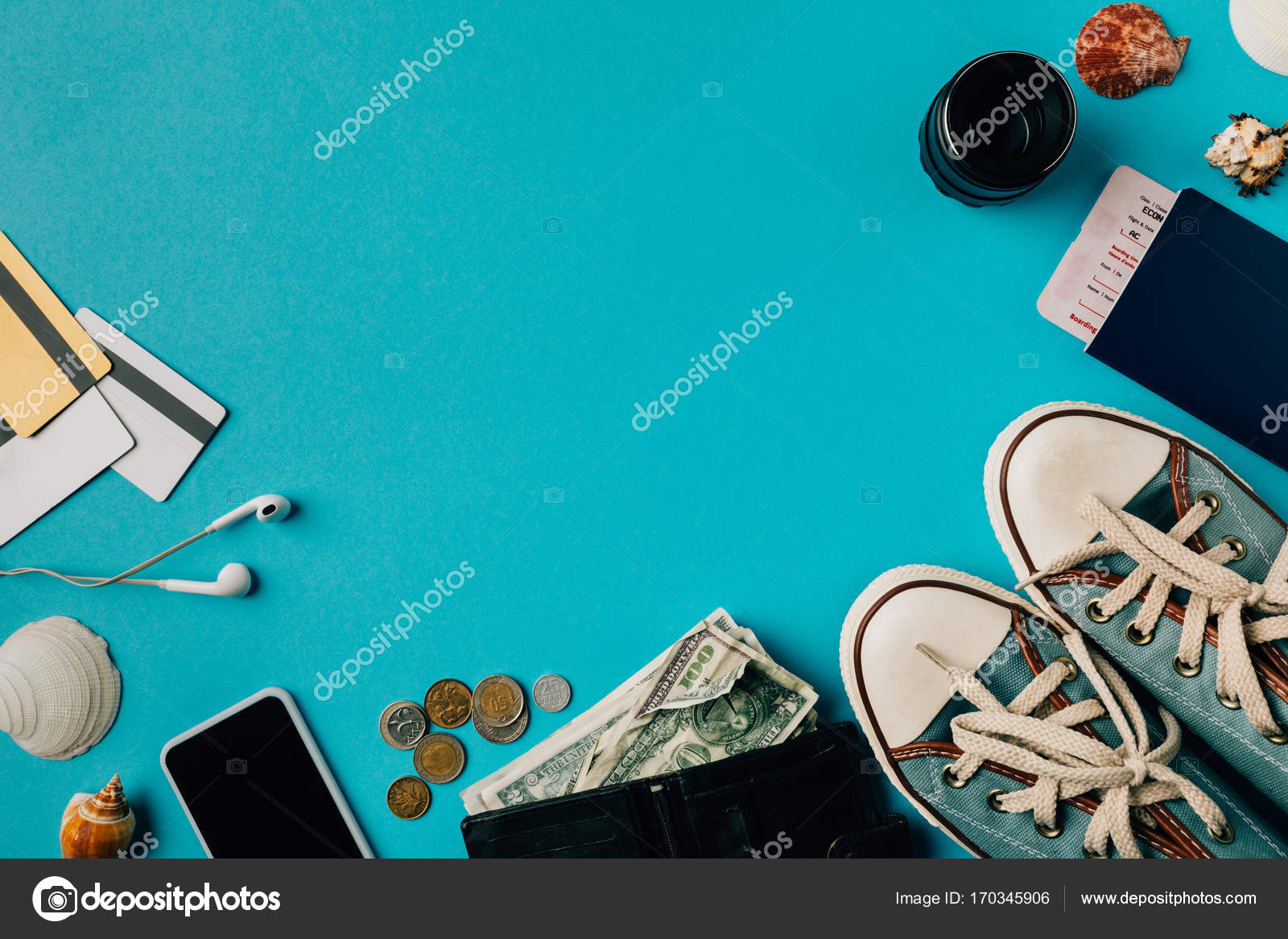 Travel stuff — Stock Photo © AntonMatyukha #170345906