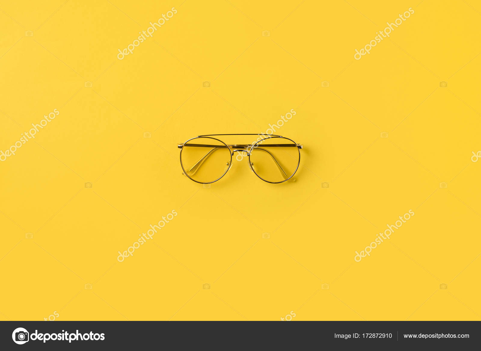 Glasses — Stock Photo © AntonMatyukha #172872910