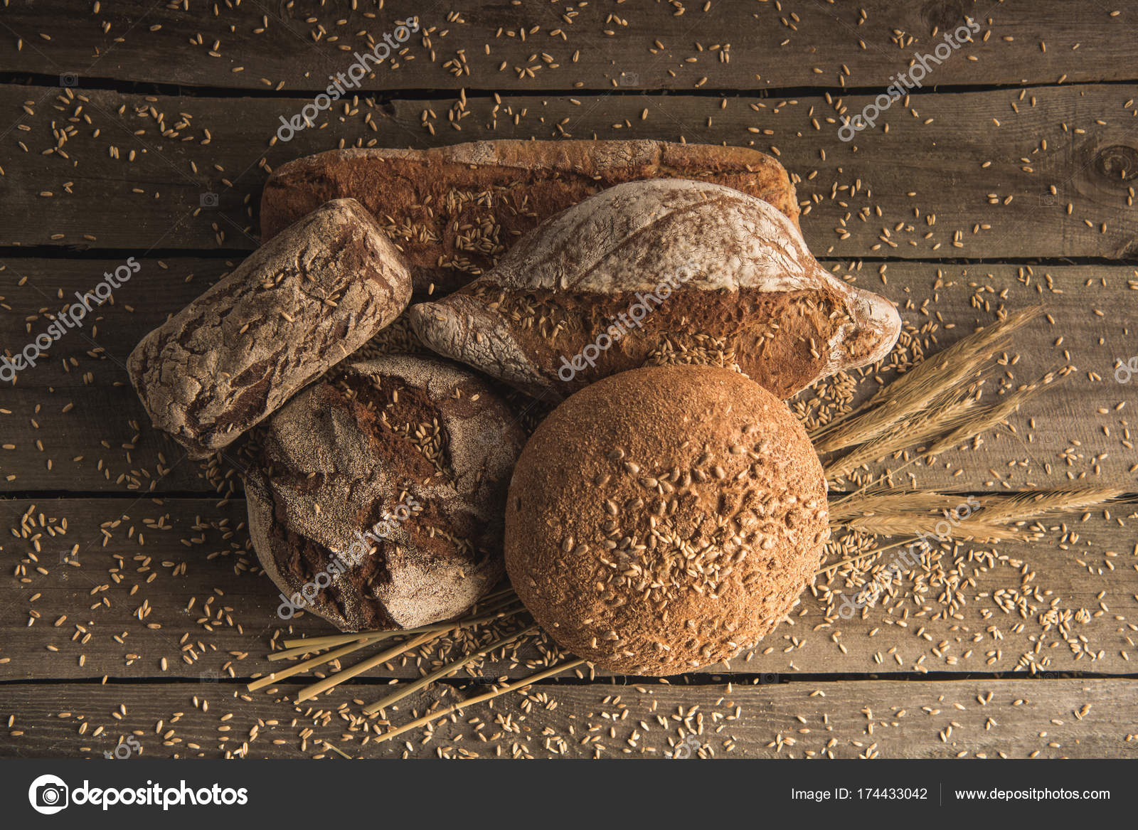 Bread — Stock Photo © AntonMatyukha #174433042