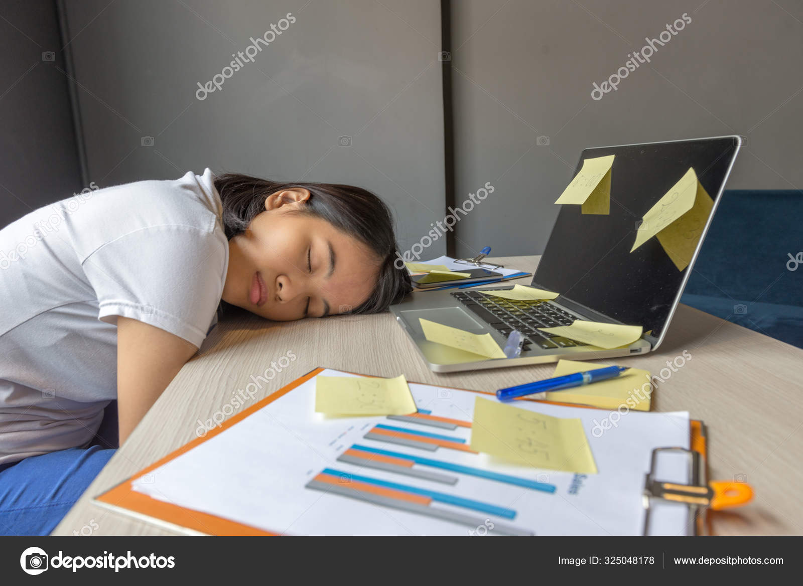 Unorganized Student Desk