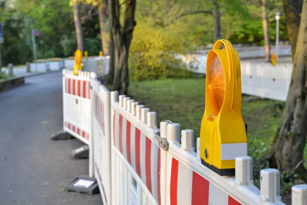 Straßensperrung Stockfotos, lizenzfreie Straßensperrung Bilder ...