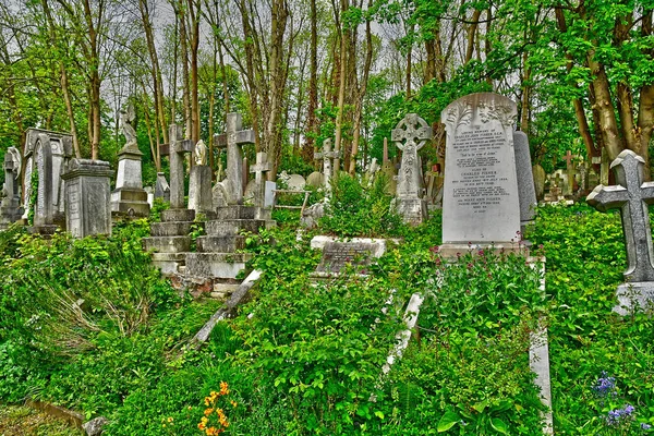 London cemetery Stock Photos, Royalty Free London cemetery Images ...