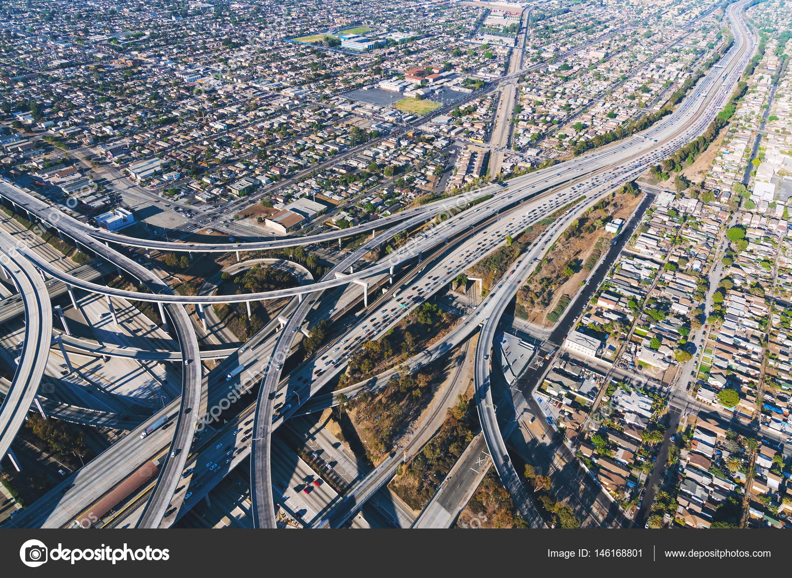 Freeway intersection in Los Angeles — Stock Photo © Melpomene #146168801