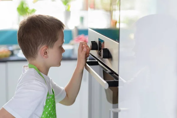 Child opening fridge Stock Photos, Royalty Free Child opening fridge ...
