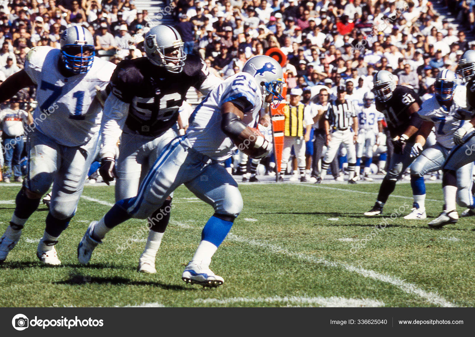 Barry Sanders Cleats