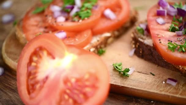 Rotating Tomato Sandwich Seamless Loopable Close Footage — Stock Video ...