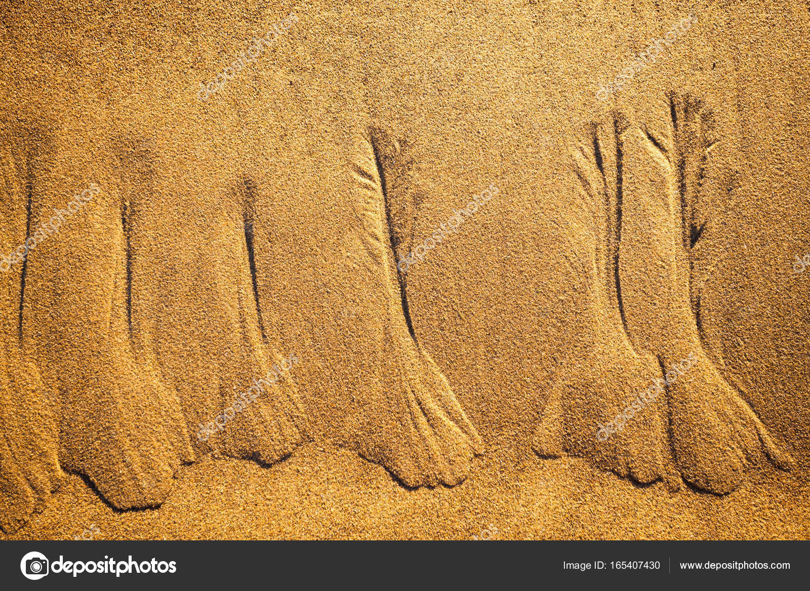 Water patterns on a beach Stock Photo by ©tom@tnphoto.ca 165407430