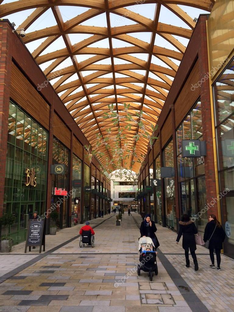 Modern Shopping Center in Bracknell, England – Stock Editorial Photo ...