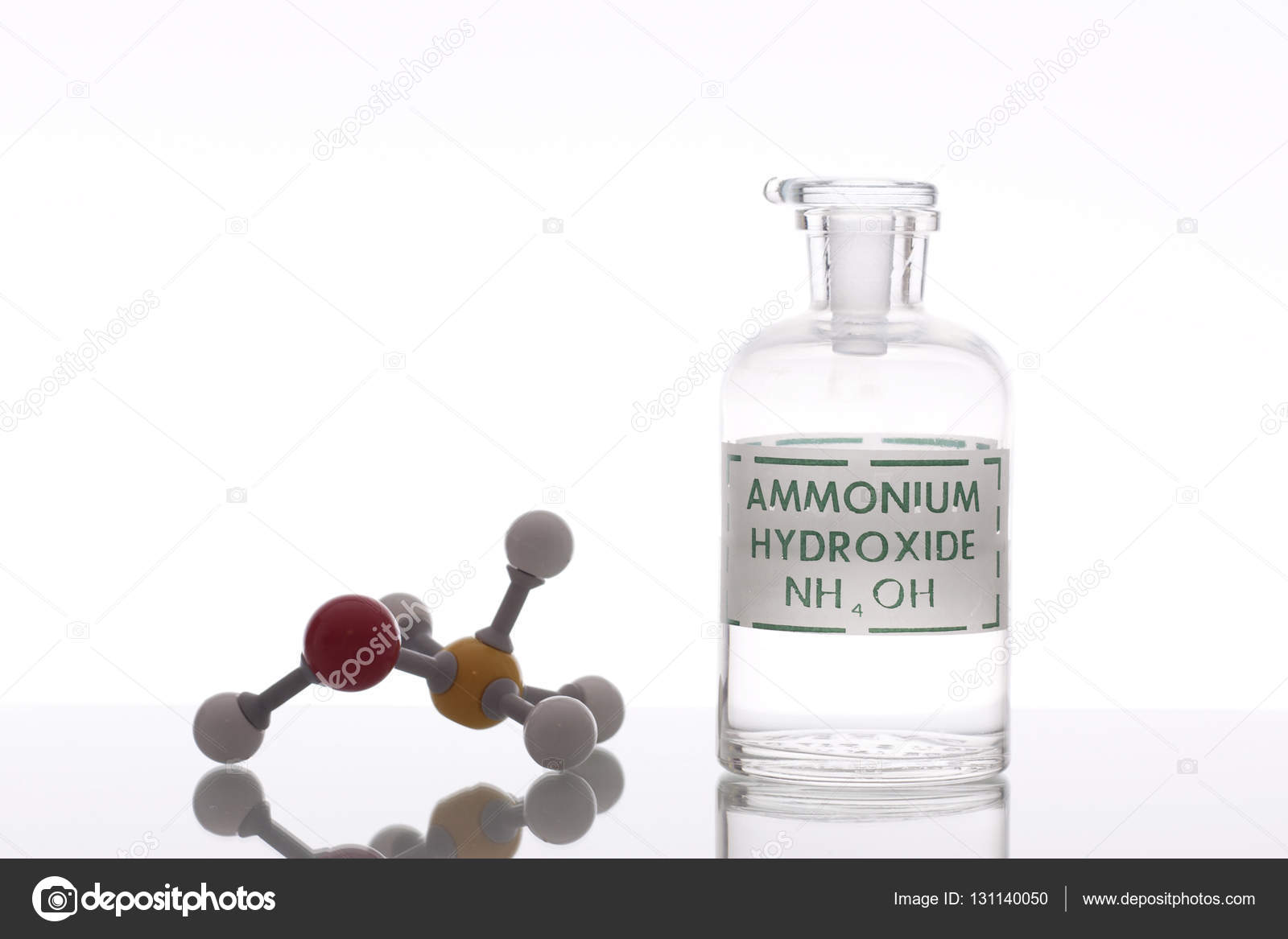 Solución de hidróxido de amonio: fotografía de stock © ggw1962 ...