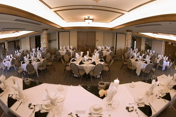 Banquet setup Stock Photos, Royalty Free Banquet setup Images ...