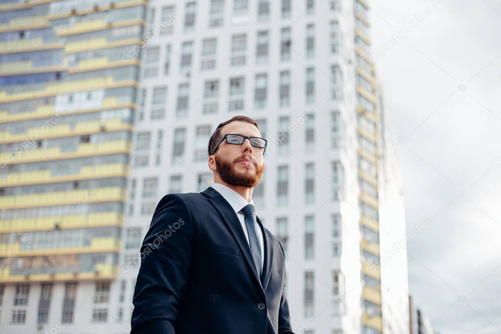 retrato del trabajador de la construcci n en obra 2024