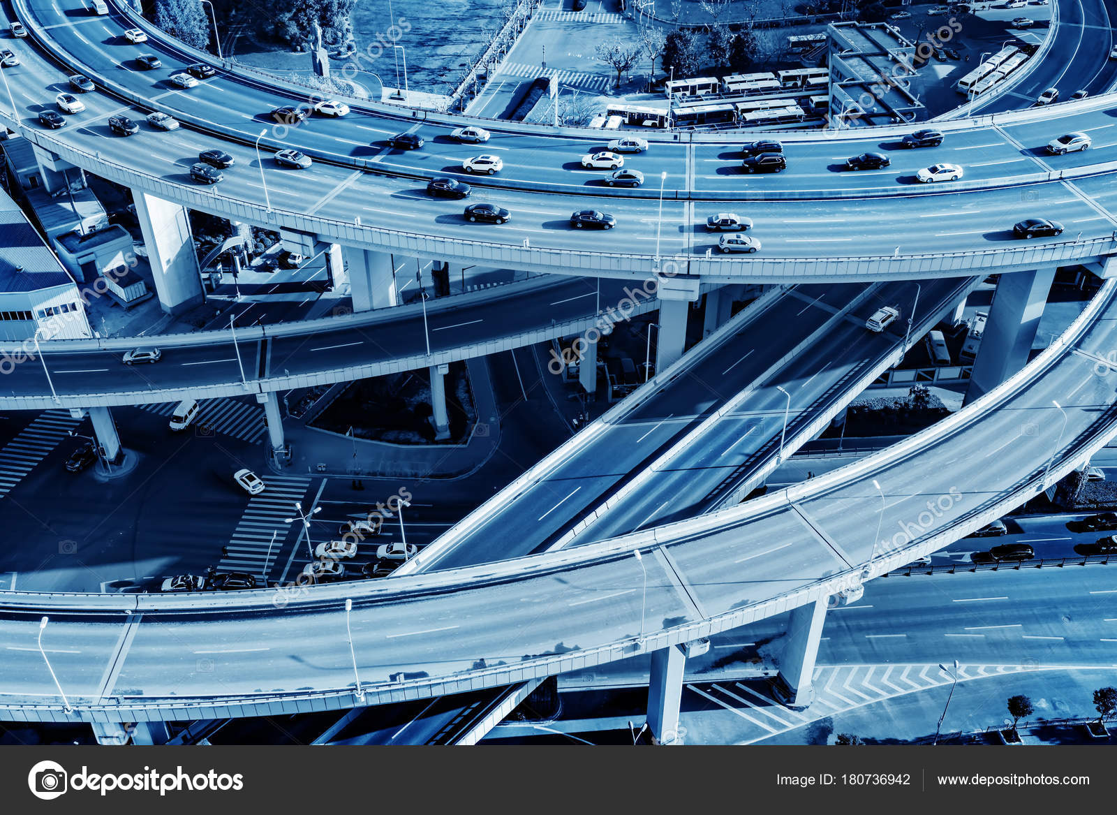 Nanpu Bridge Approach Bridge Stock Photo by ©gyn9037 180736942