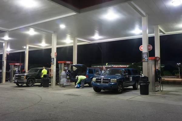 Exxon Mobil Gas Station at Night – Stock Editorial Photo © ventanamedia ...