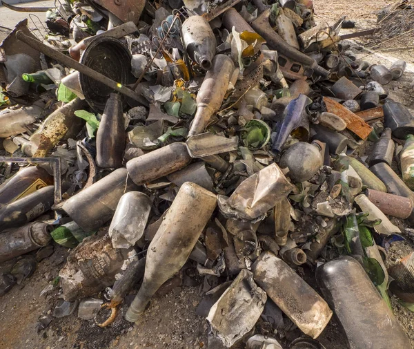 Pictures : litter on the ground | Collection Trash Bottles Cans Ground ...