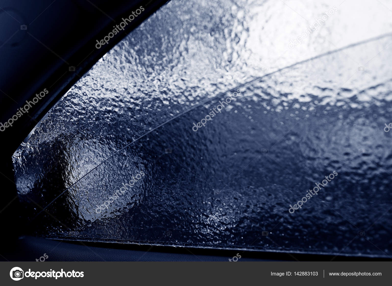 Icy car glass texture — Stock Photo © xload #142883103